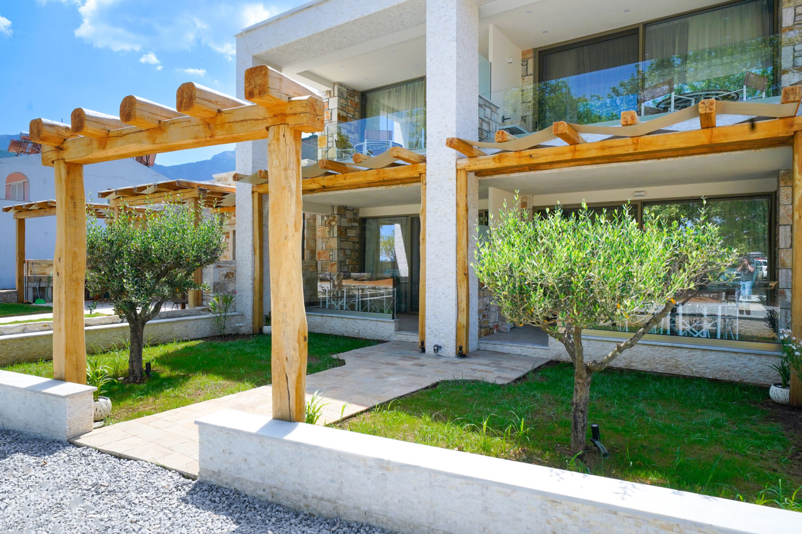 Brothers Studios Thassos